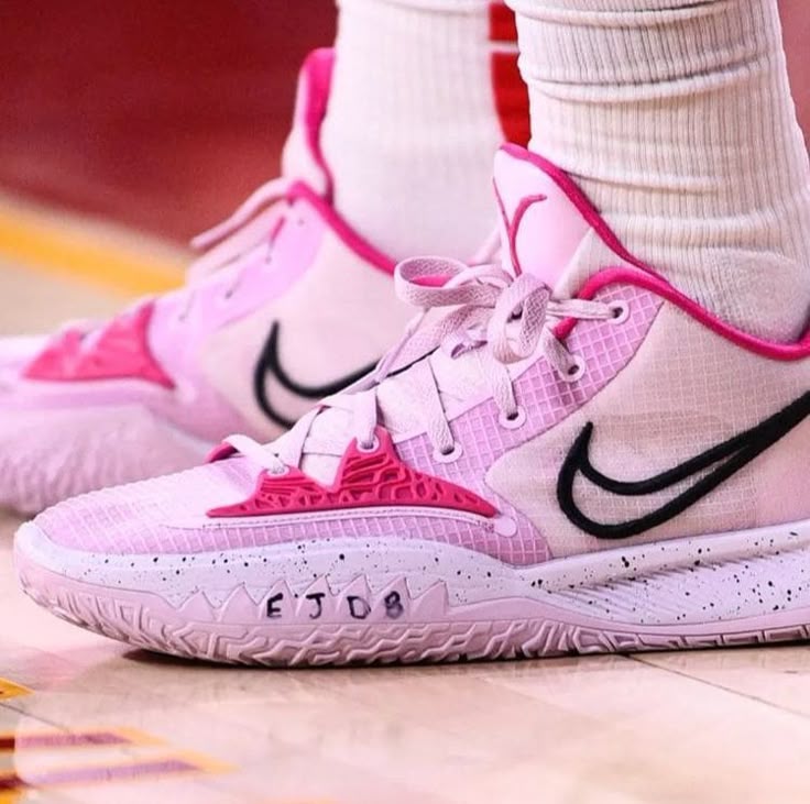 On-Court Style: Top Blue and Pink Basketball Shoes for Every Player